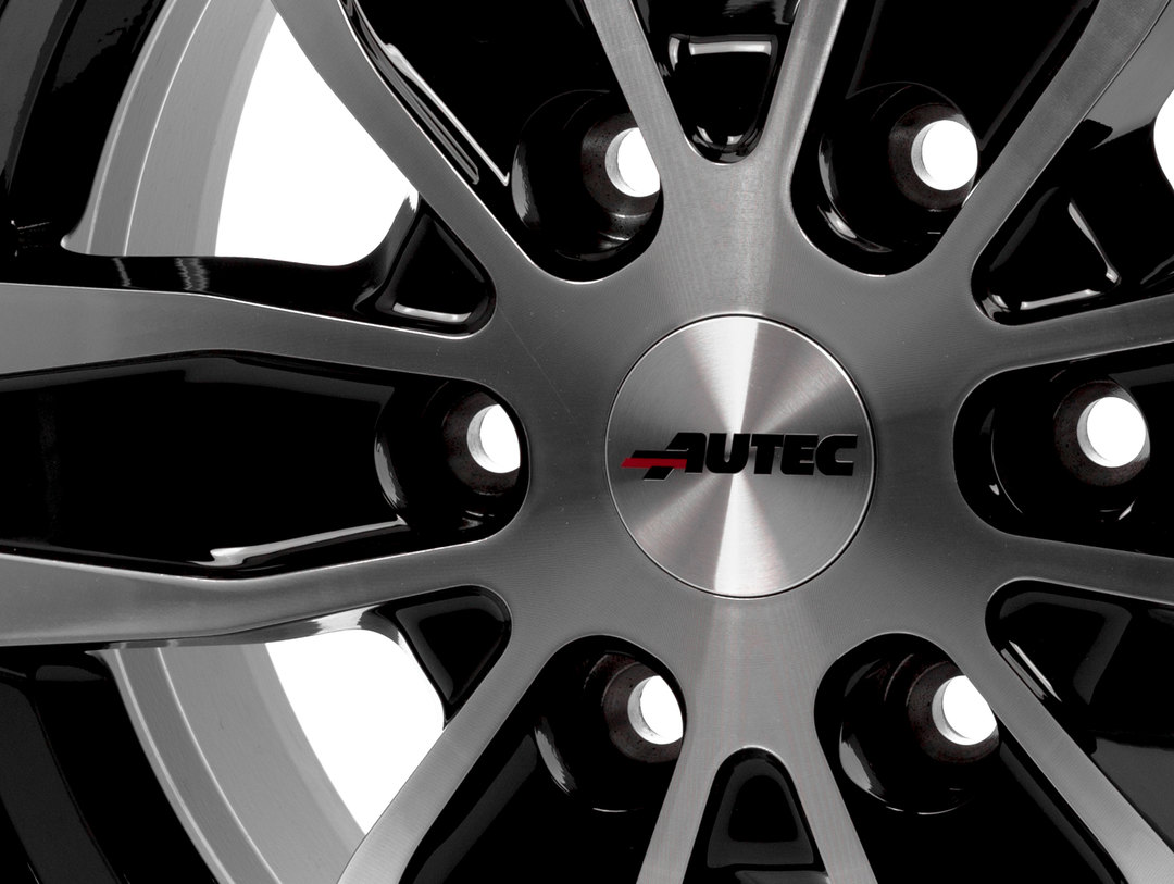 Autec Quantro 6-Loch Schwarz poliert | felgenoutlet.de